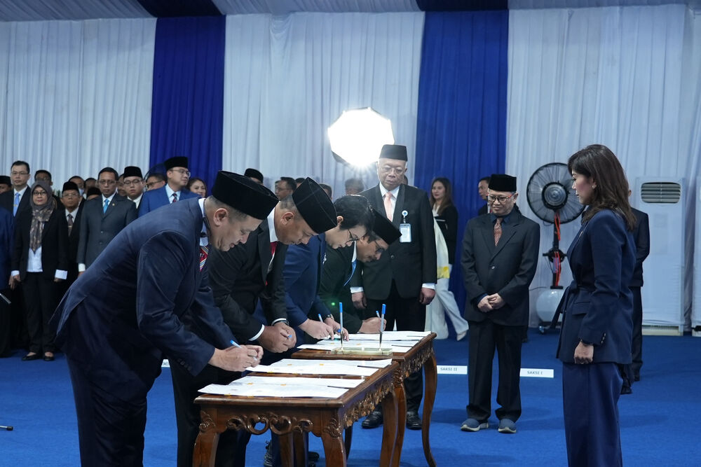 Menkomdigi Lantik Dirjen Infrastruktur Digital Pertama di Era ...